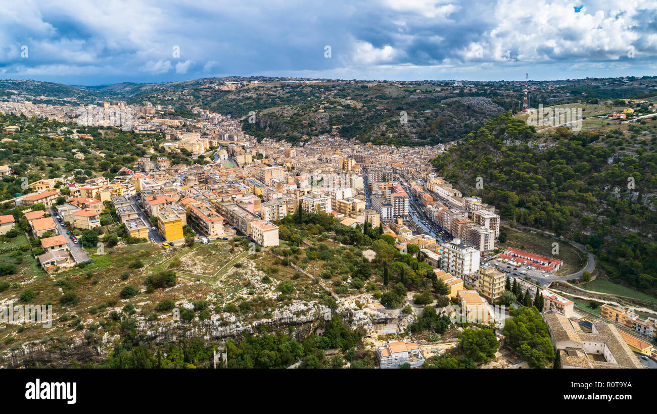 Modica sicily street hi-res stock photography and images - Alamy