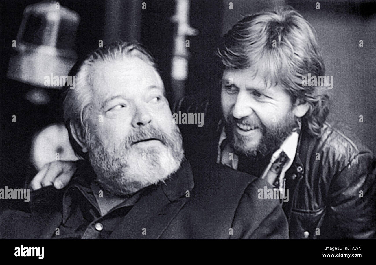 THEY'LL LOVE ME WHEN I'M DEAD, from left: Orson Welles, Steve Ecclesine ...