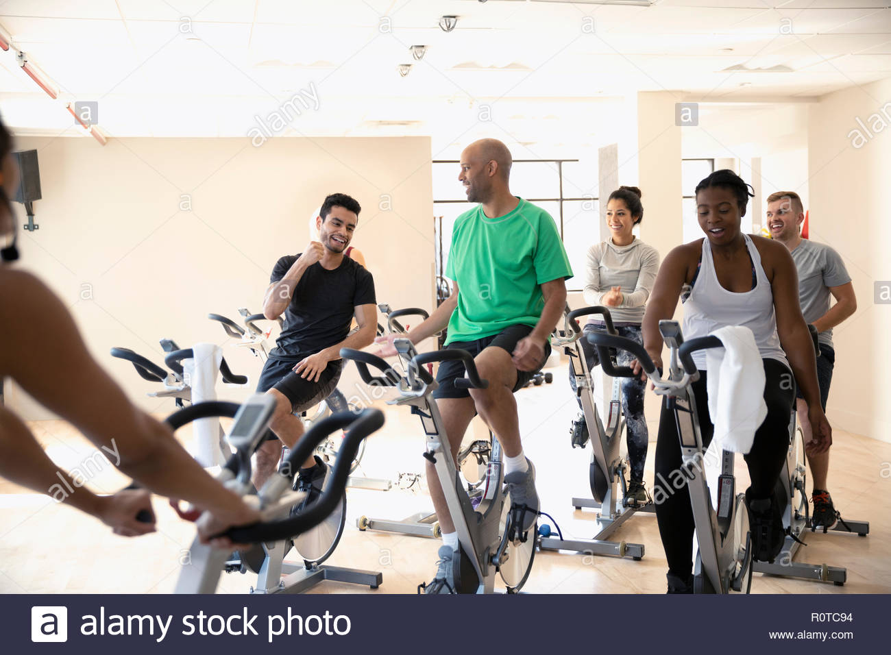 Spin class man hi-res stock photography and images - Alamy