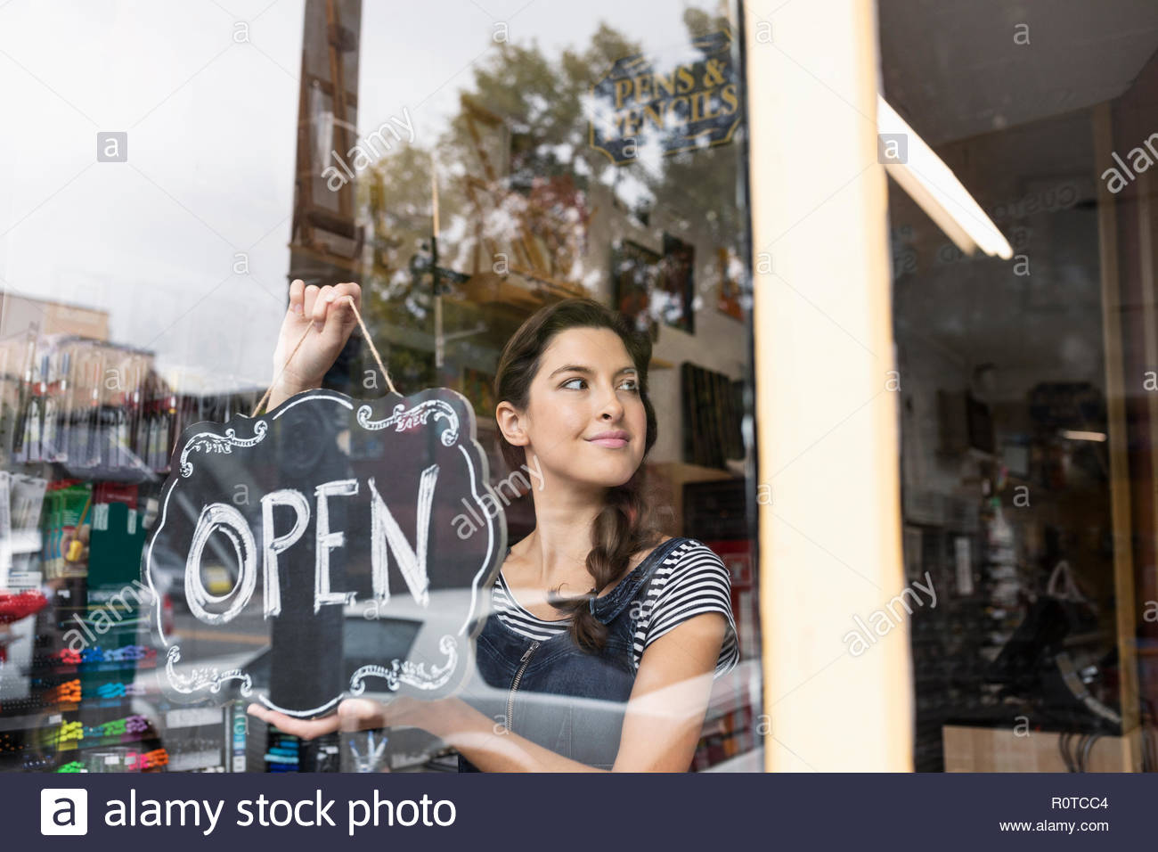 Open sign in shop window hi-res stock photography and images - Alamy