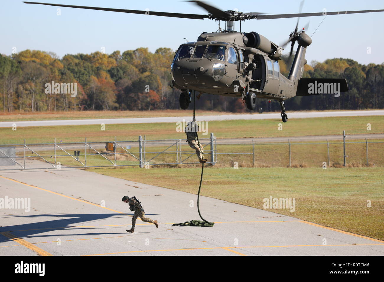 A group of U.S. Army Soldiers, assigned to the 5th Ranger Training ...