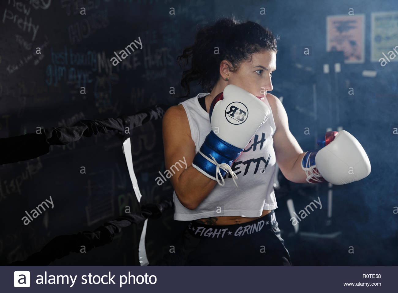 Boxing women in training hi-res stock photography and images - Alamy