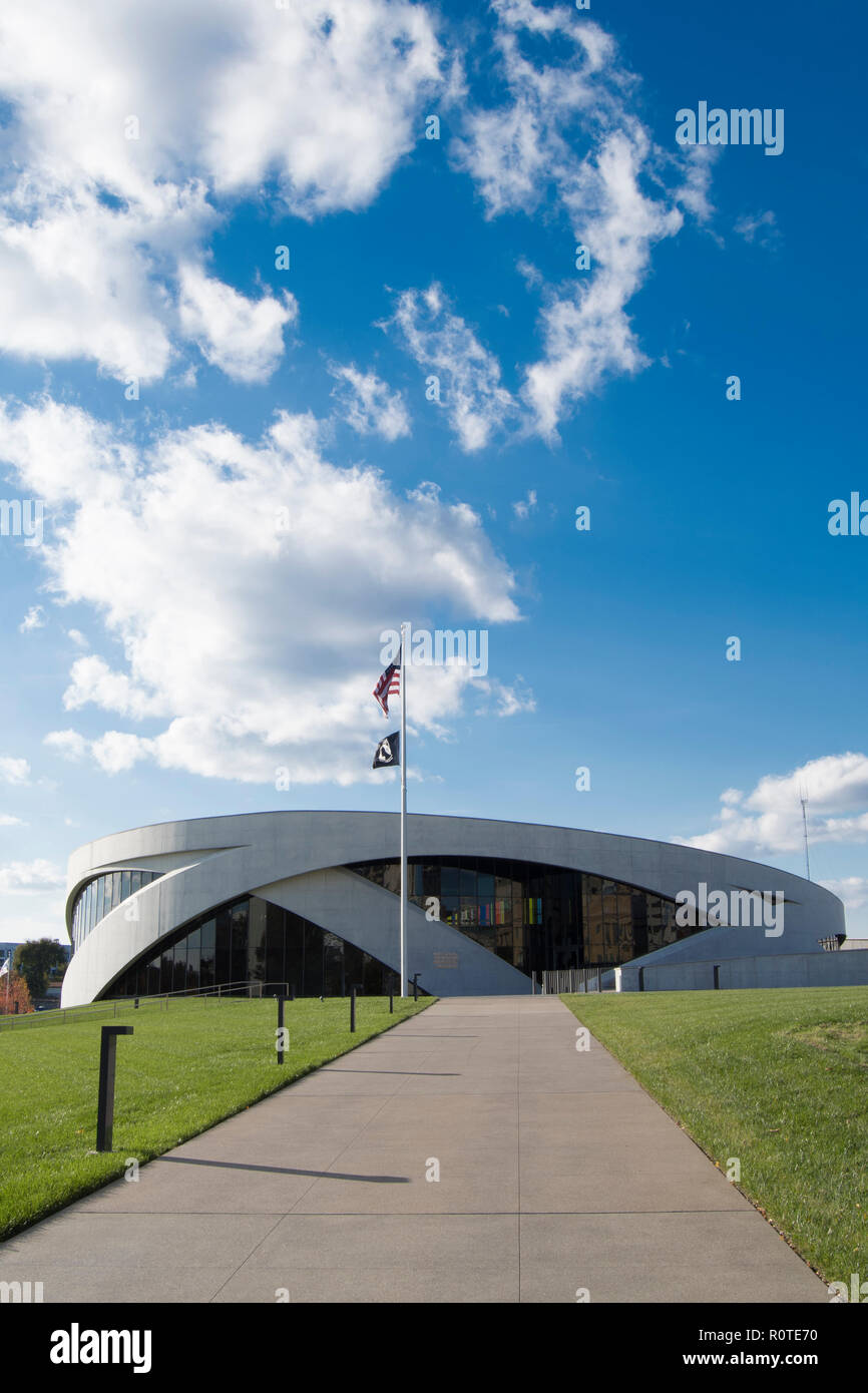 Veterans Memorial and Museum Stock Photo - Alamy