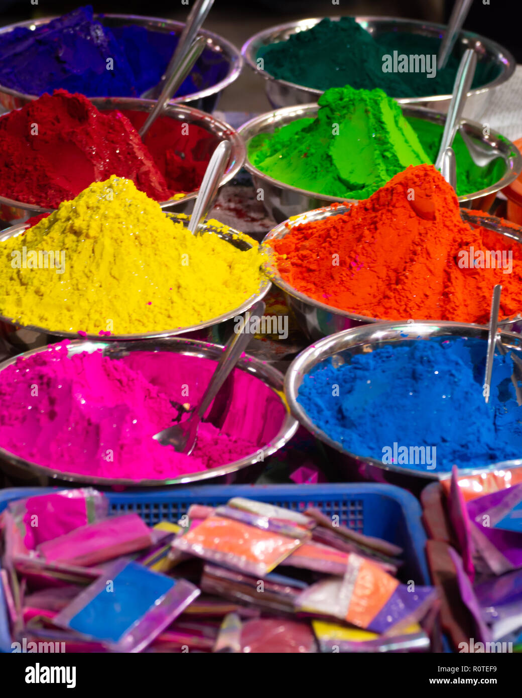 Powdered color hi-res stock photography and images - Alamy