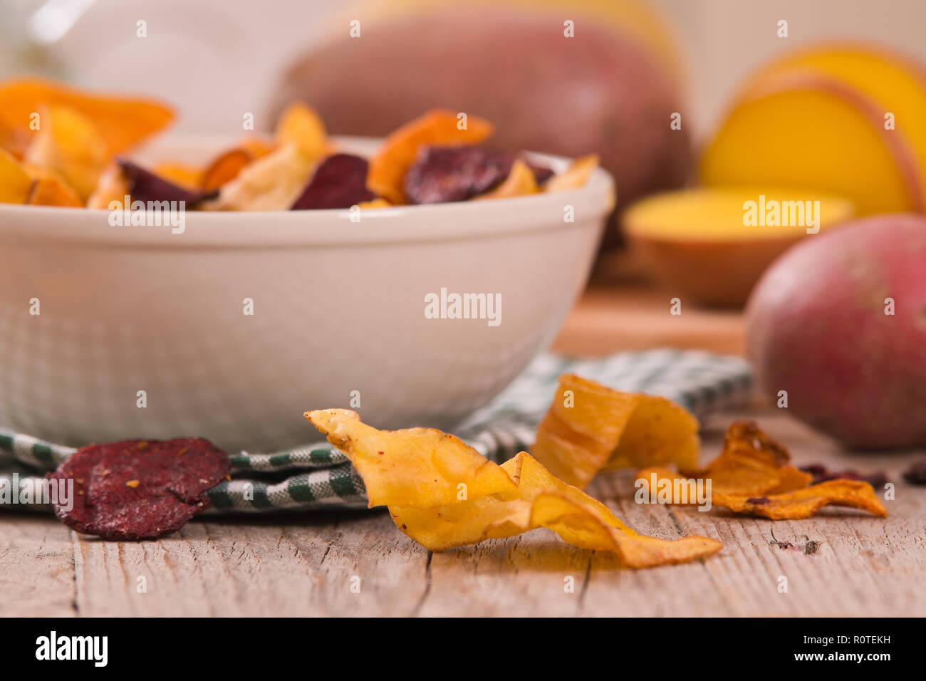Mixed vegetable crisps Stock Photo - Alamy