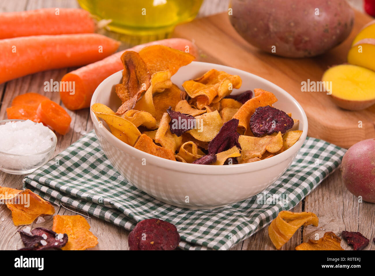 Mixed vegetable crisps Stock Photo - Alamy