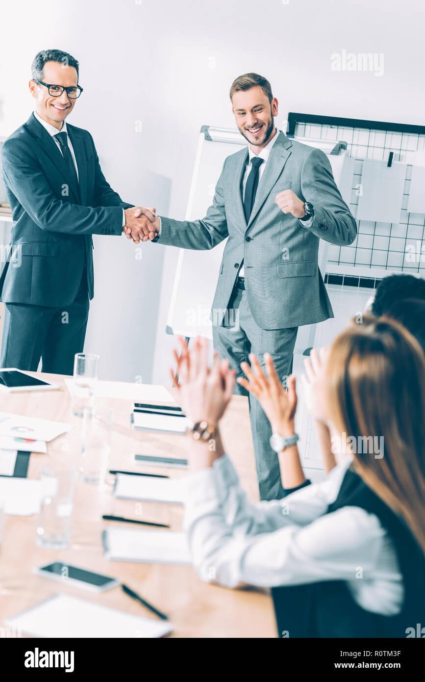 Claps clapping hands hi-res stock photography and images - Alamy