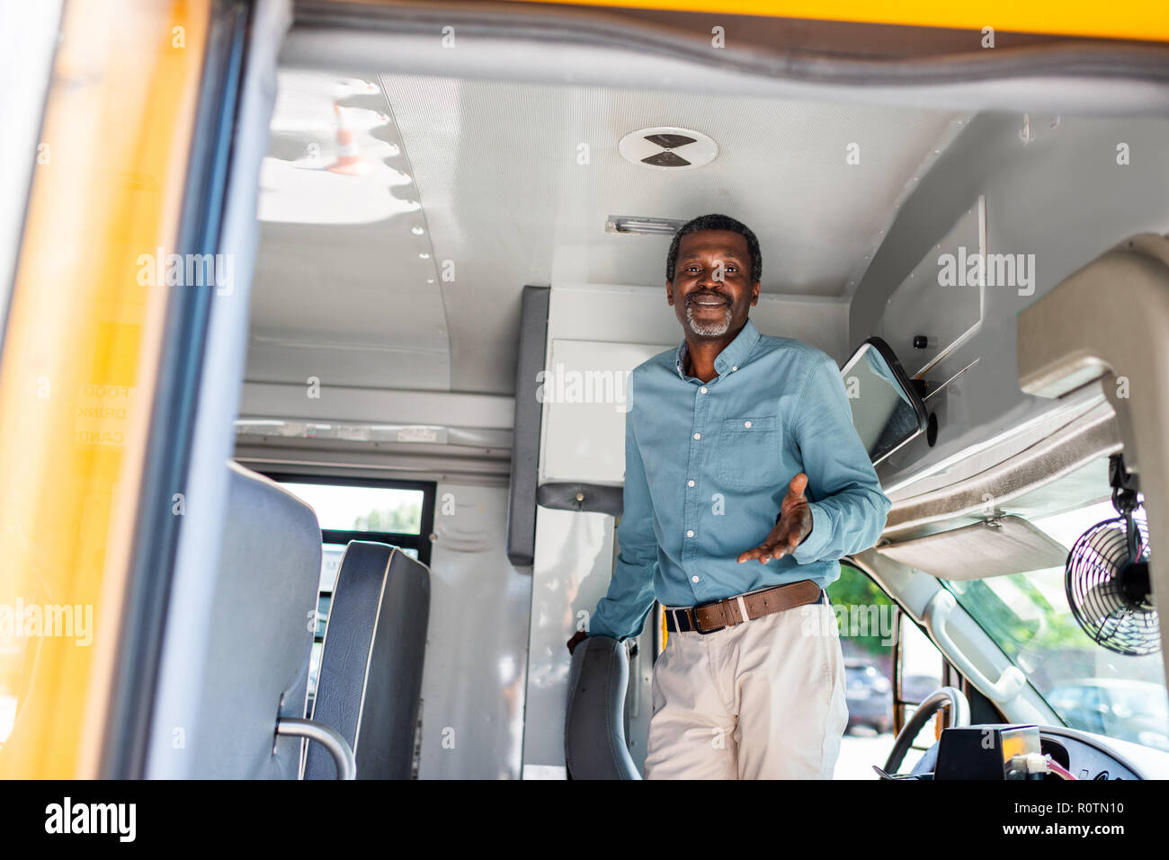 African american bus driver hi-res stock photography and images - Alamy