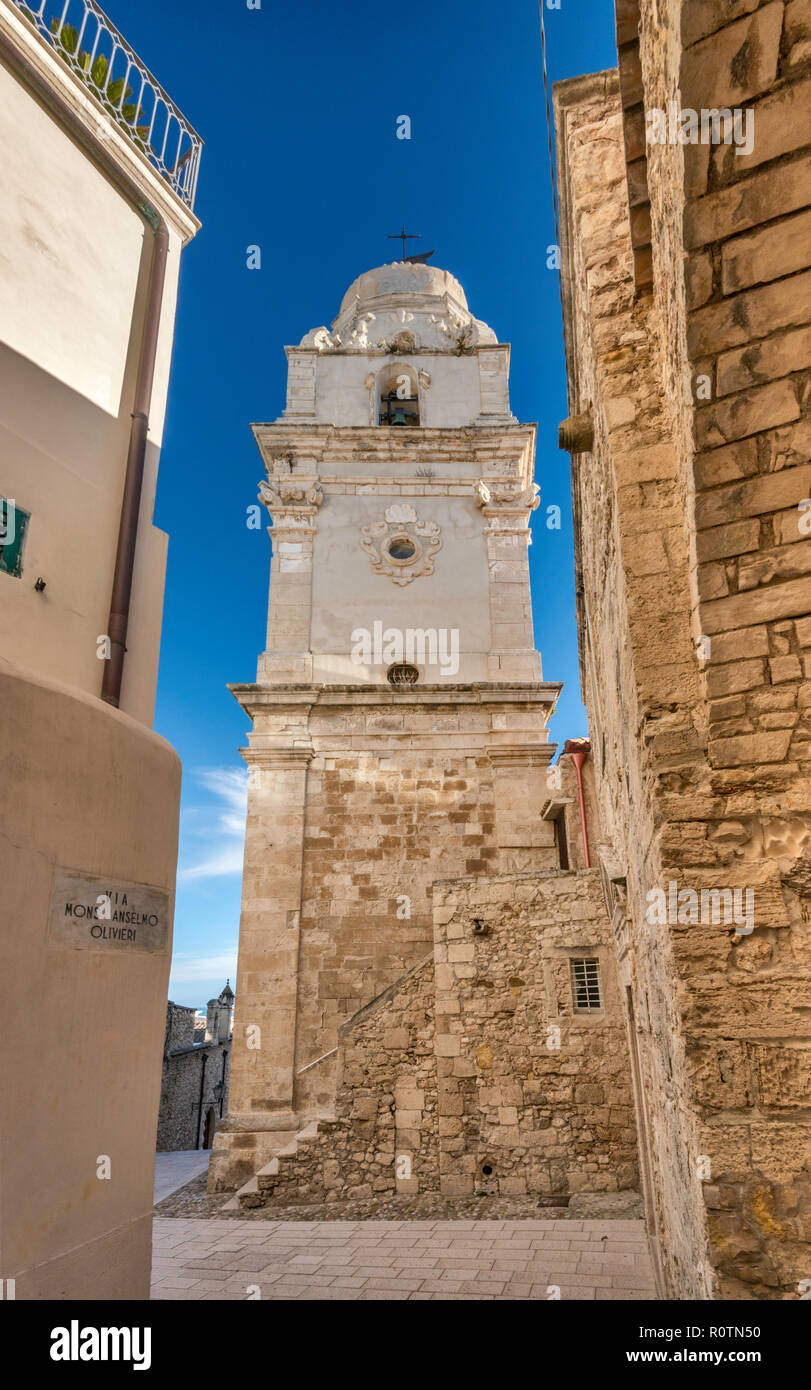 Vieste cathedral hi-res stock photography and images - Alamy