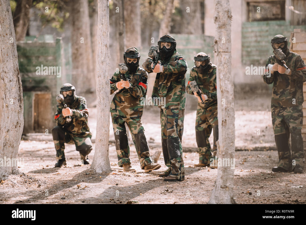 Paintballers hi-res stock photography and images - Alamy
