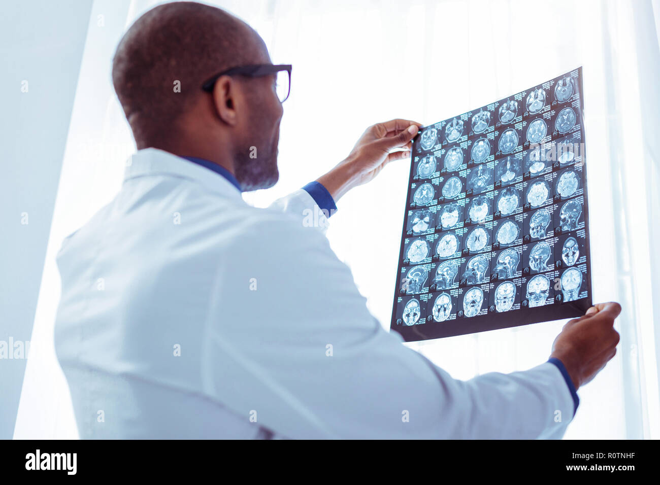 Oncologist brain hi-res stock photography and images - Alamy
