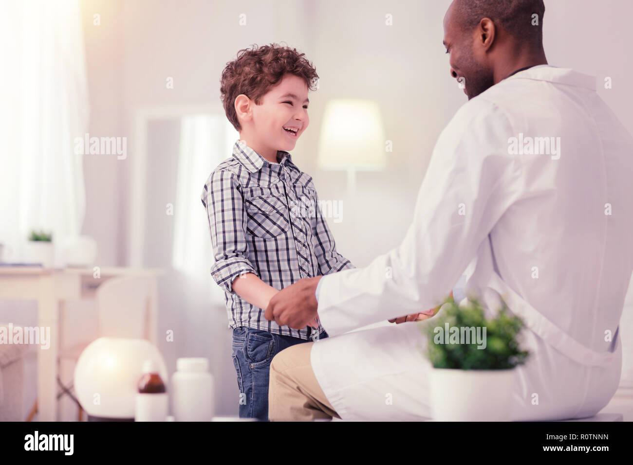 Doctor foster hi-res stock photography and images - Alamy