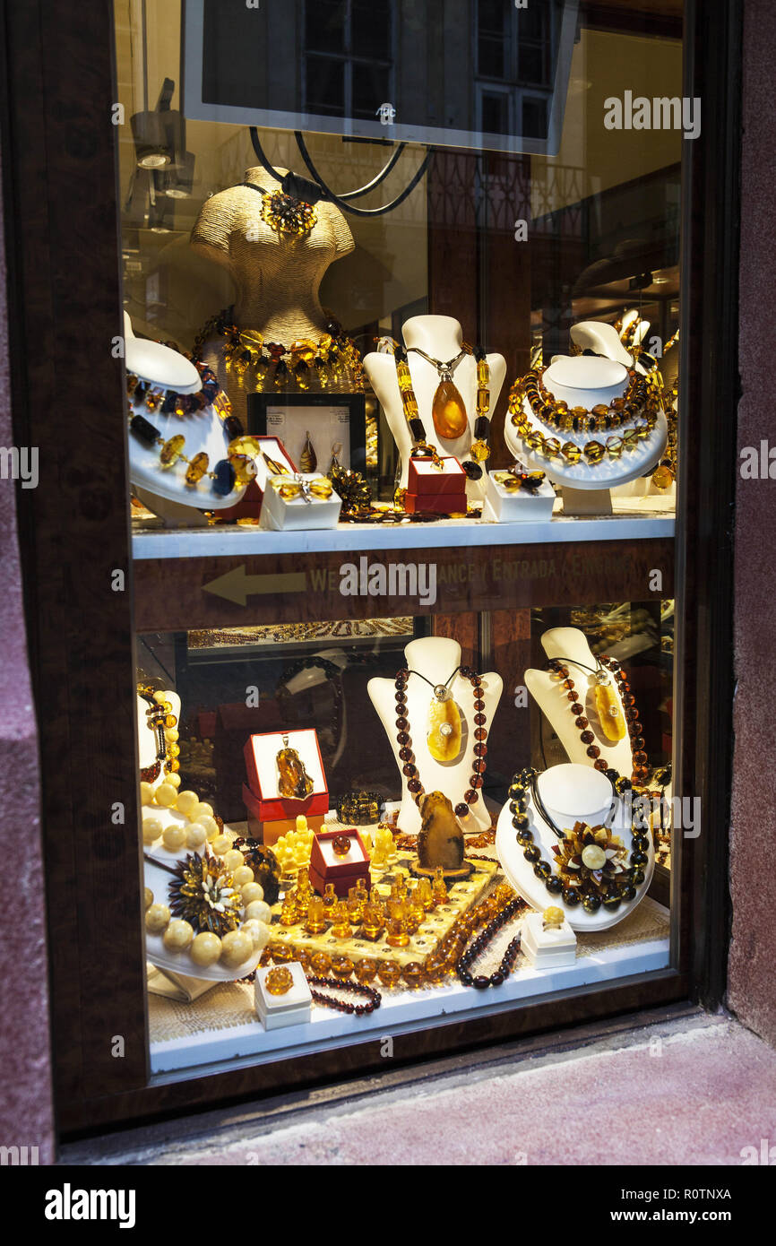 Amber jewellery poland hi-res stock photography and images - Alamy