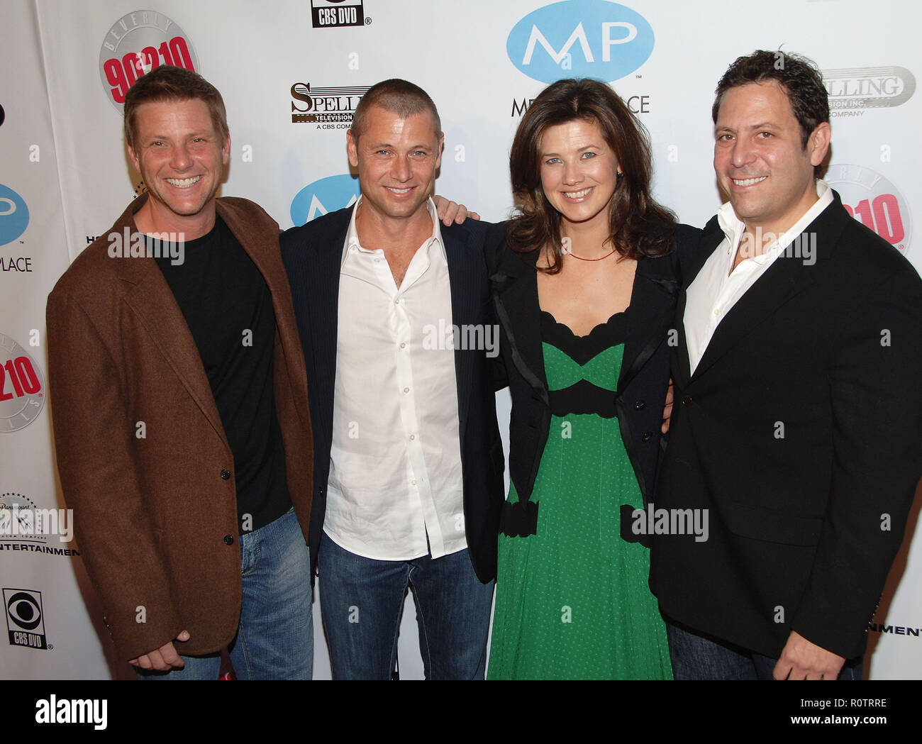 The cast of MELROSE PLACE. Dough Savant, Grant Show, Daphne Zuniga and ...