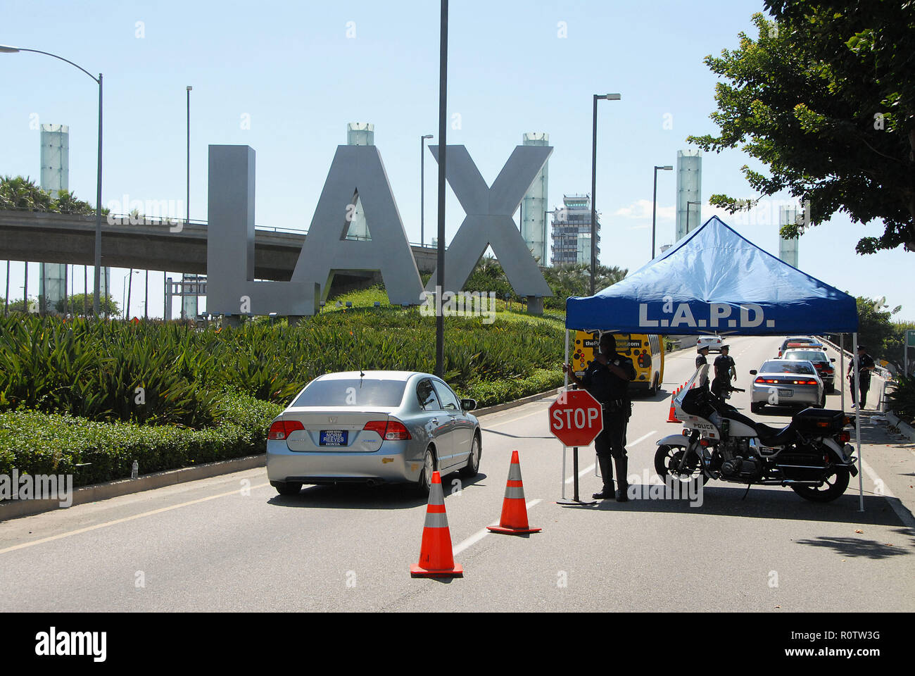 check point from the LAPD on the road arriving at LAX ( Los Angeles ...