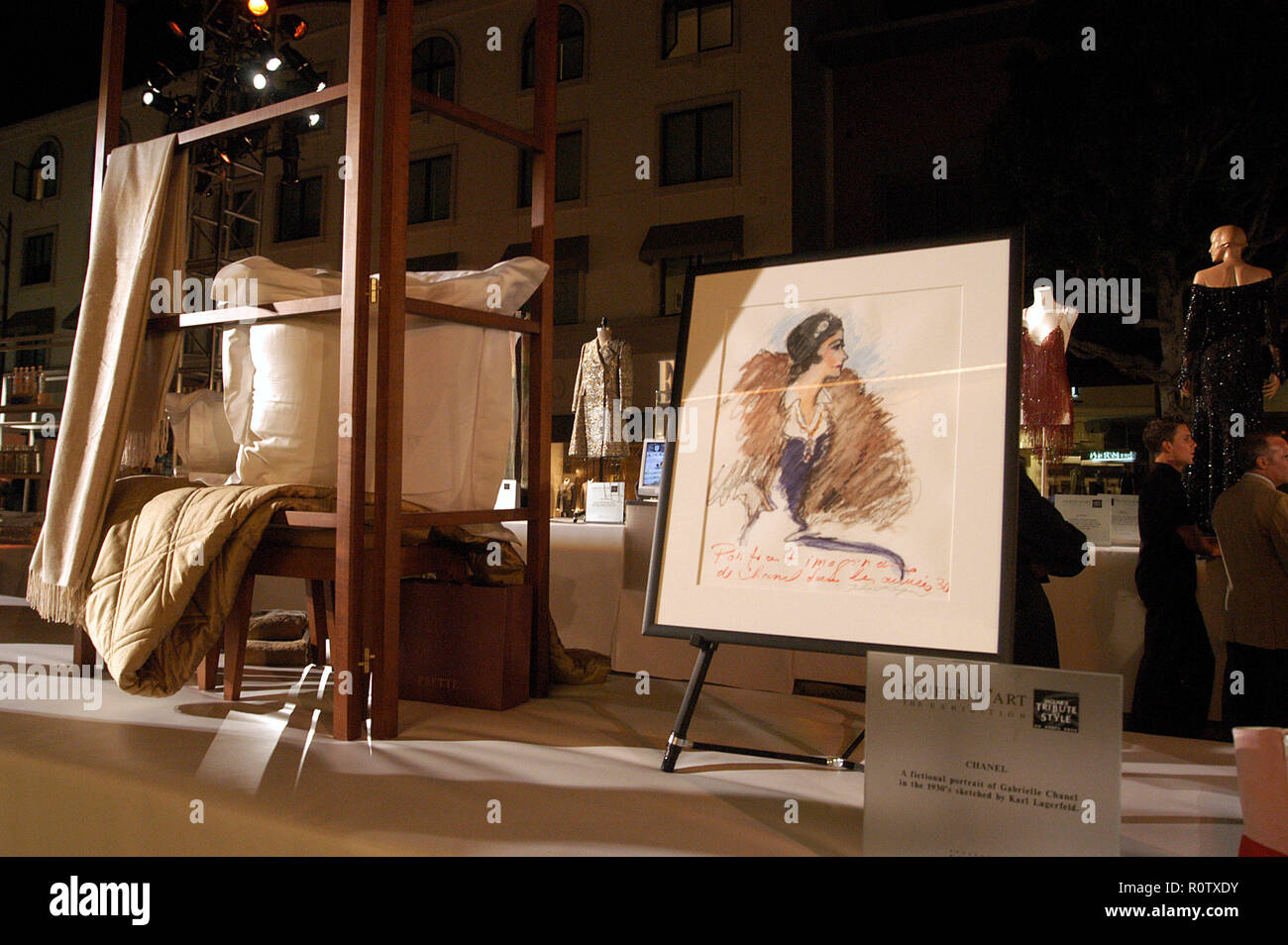 Art Auction at The Jaguar's Tribute to Style and benefit for the EIF ...