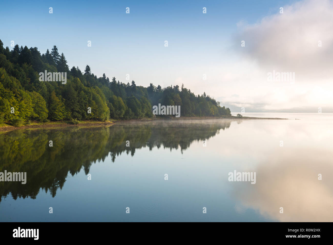 Shaori lake georgia hi-res stock photography and images - Alamy