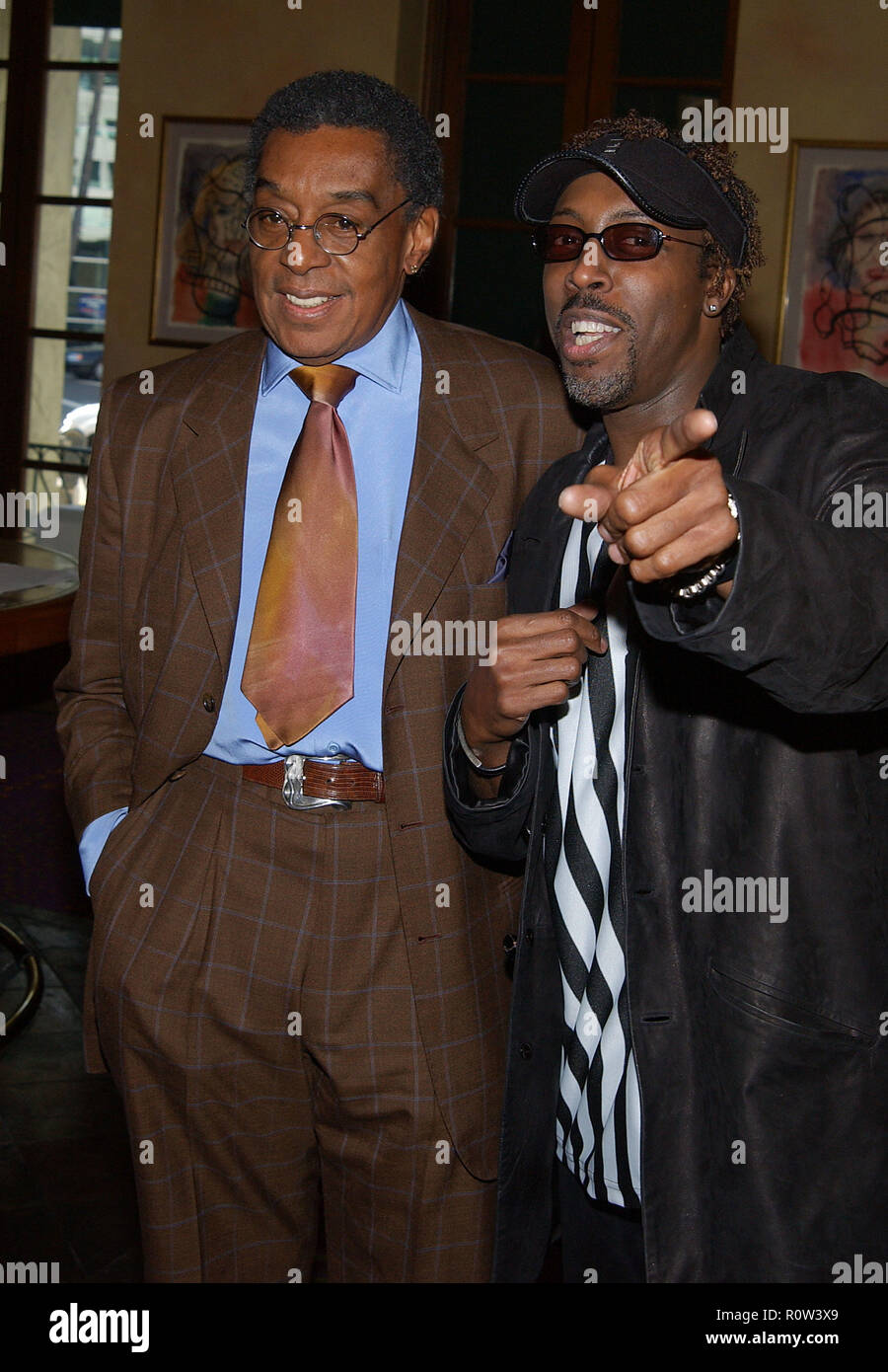 Don cornelius soul train hi-res stock photography and images - Alamy