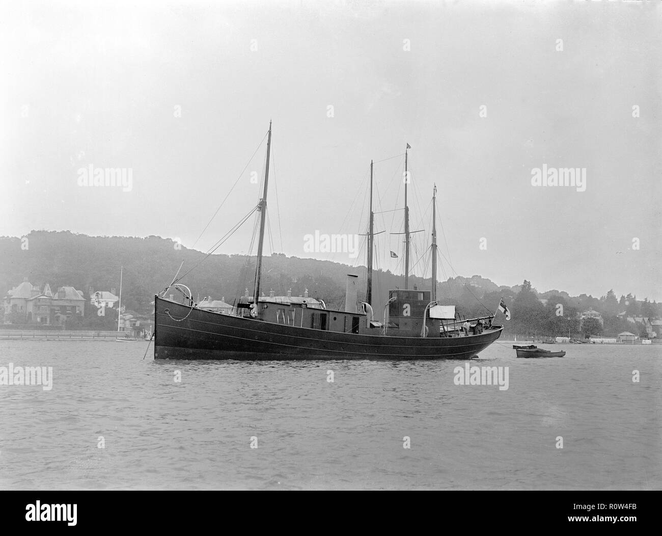 1920s yacht hi-res stock photography and images - Alamy