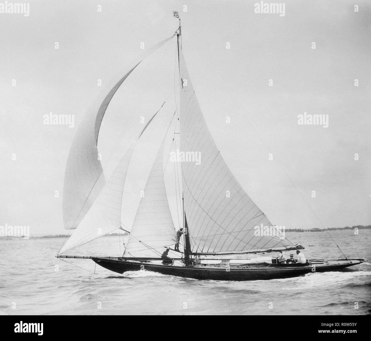 Cutter rig hi-res stock photography and images - Alamy