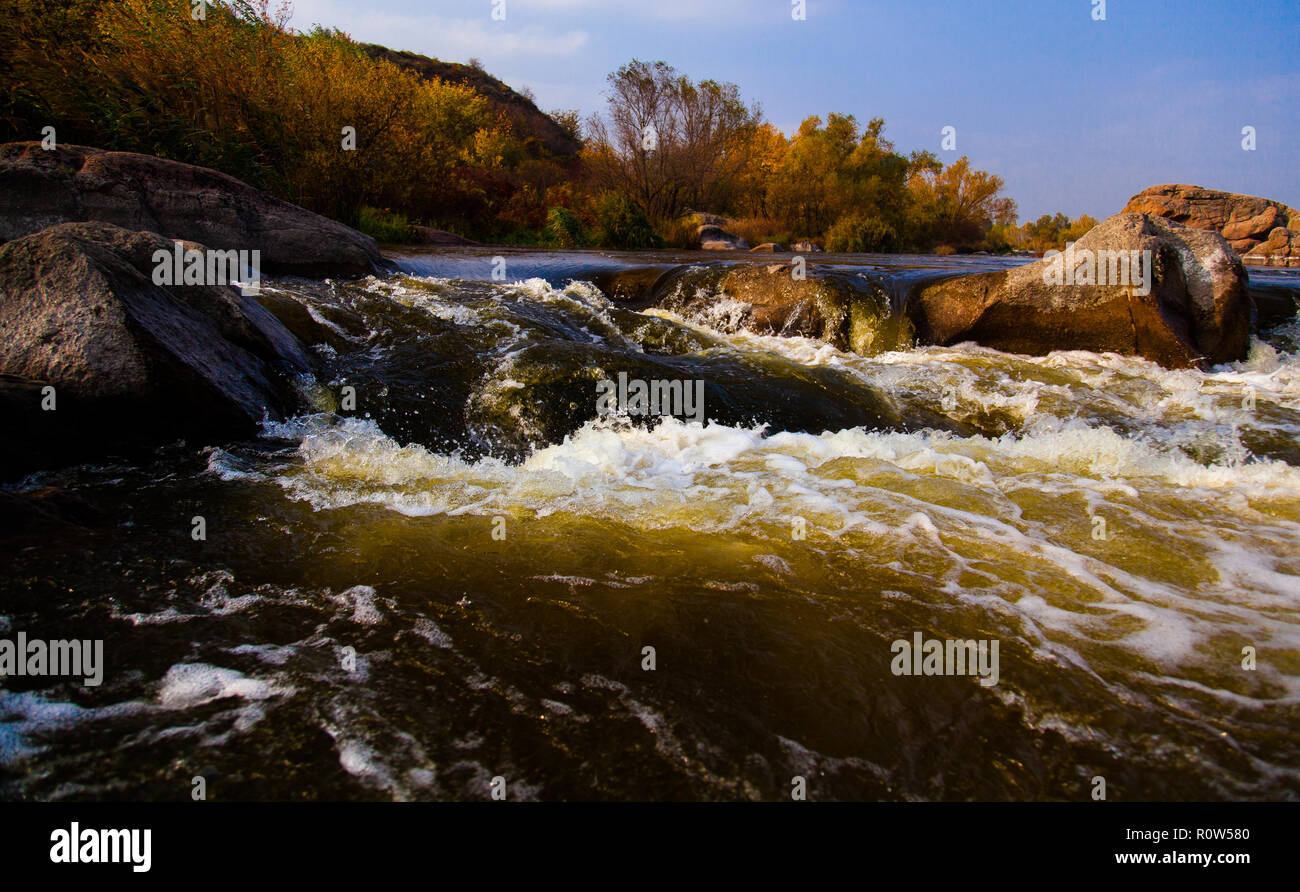 Beautiful river stone rapids splashes hi-res stock photography and ...
