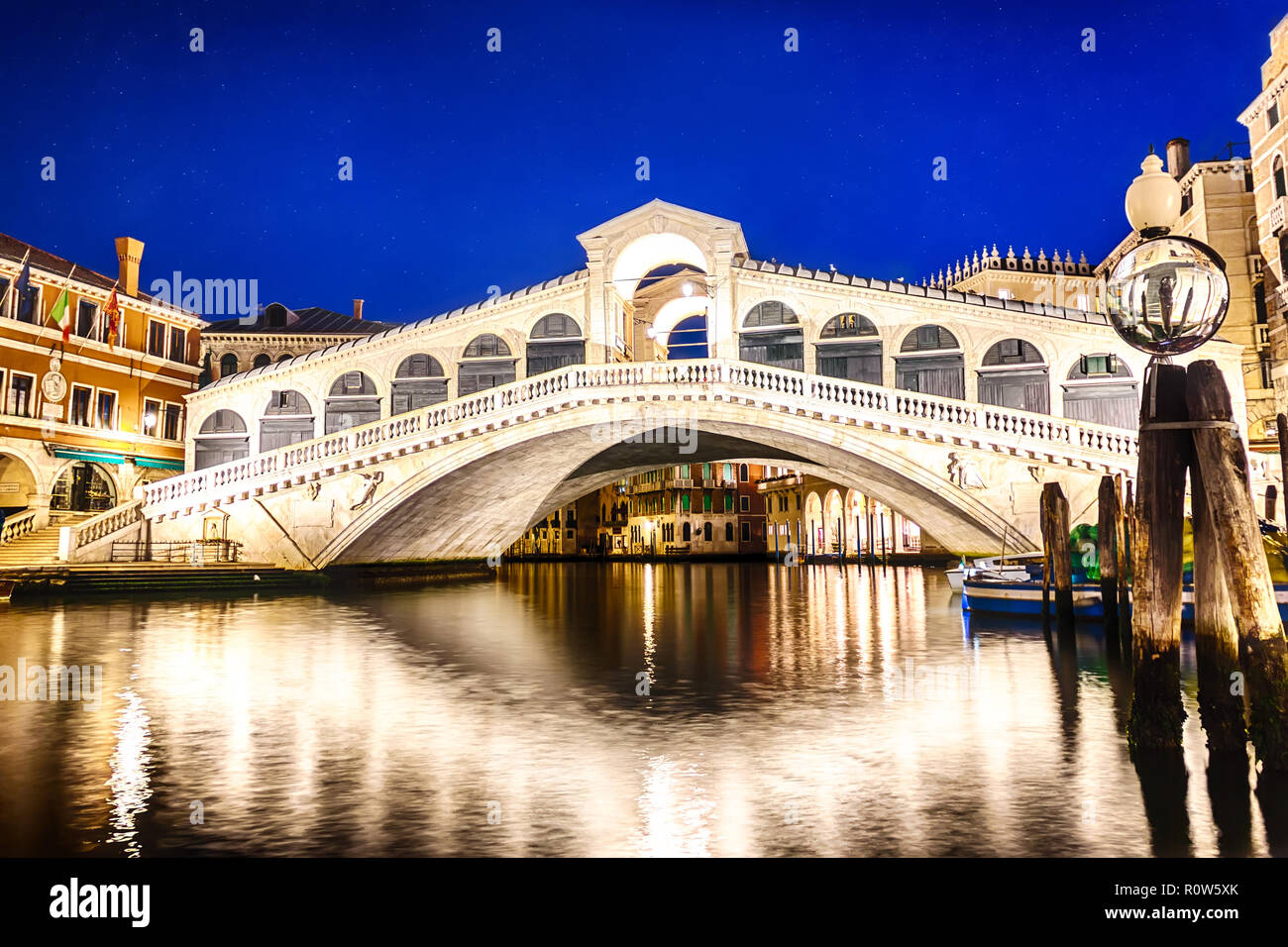 Beautiful architecture building in venice hi-res stock photography and ...