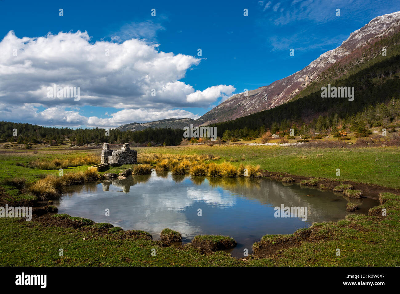 Majella morrone national park hi-res stock photography and images - Alamy
