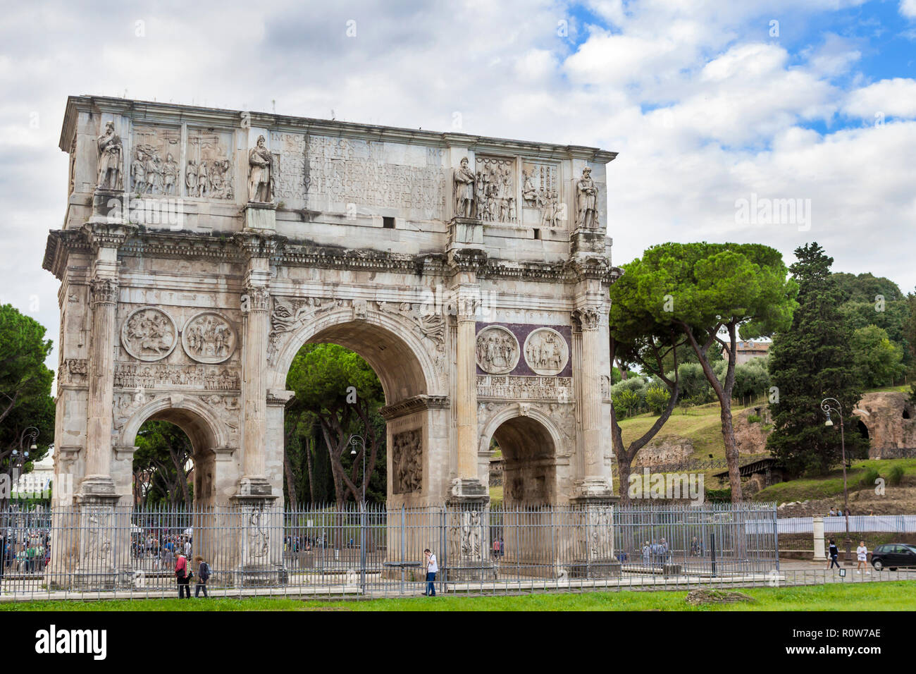 Arch of Constantine in Rome Stock Photo - Alamy