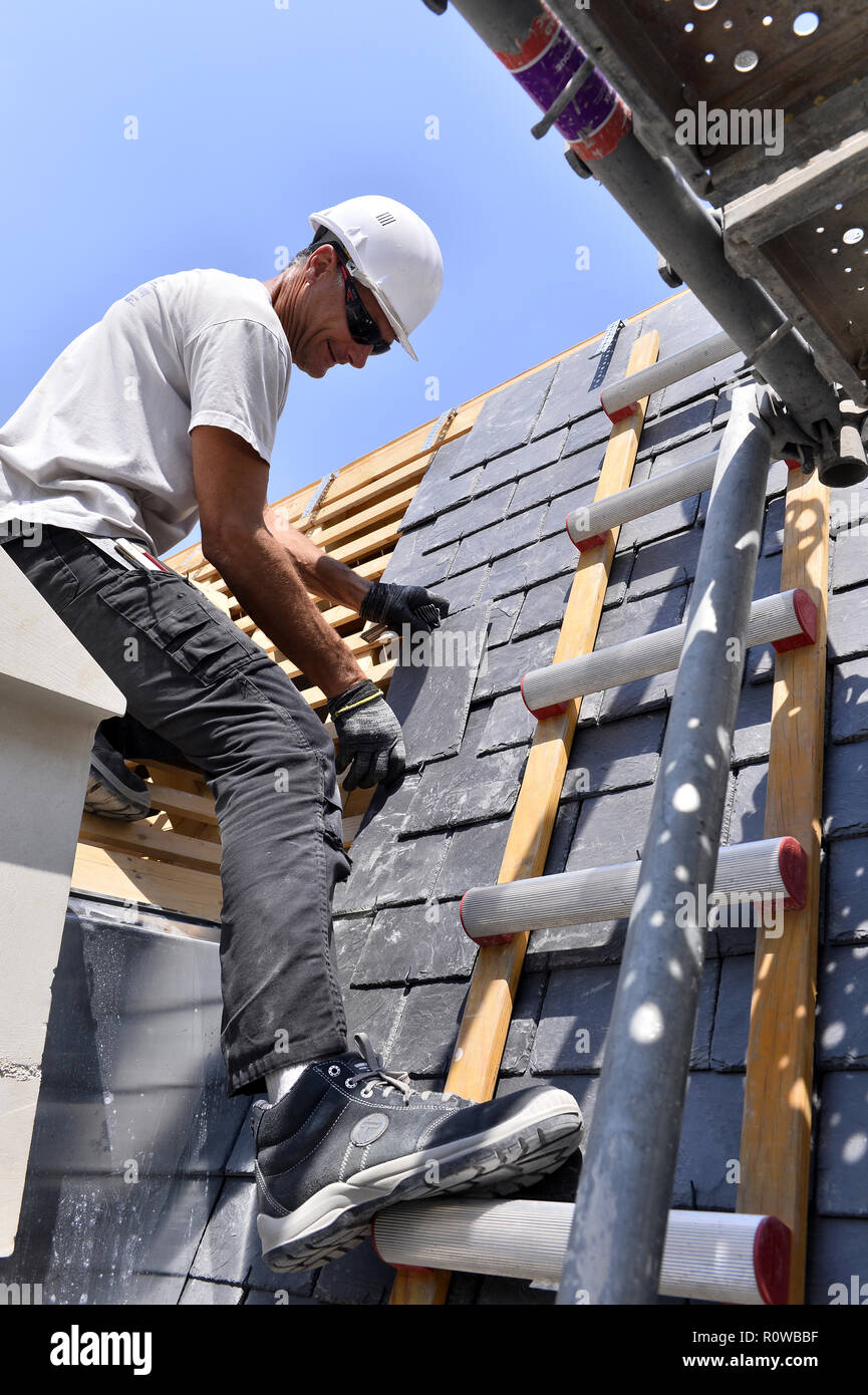 Slate quarry worker hi-res stock photography and images - Alamy