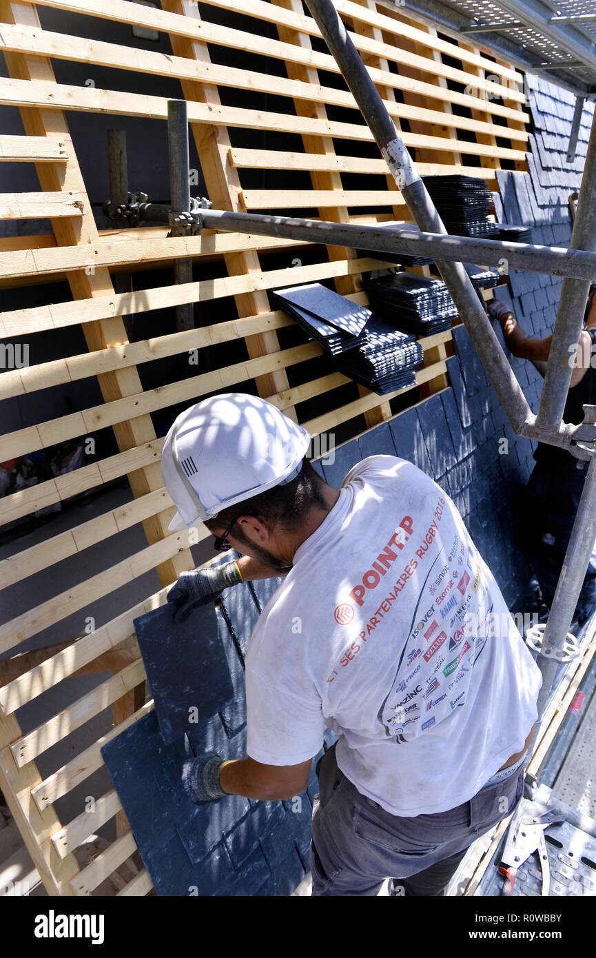 Slate quarry worker hi-res stock photography and images - Alamy