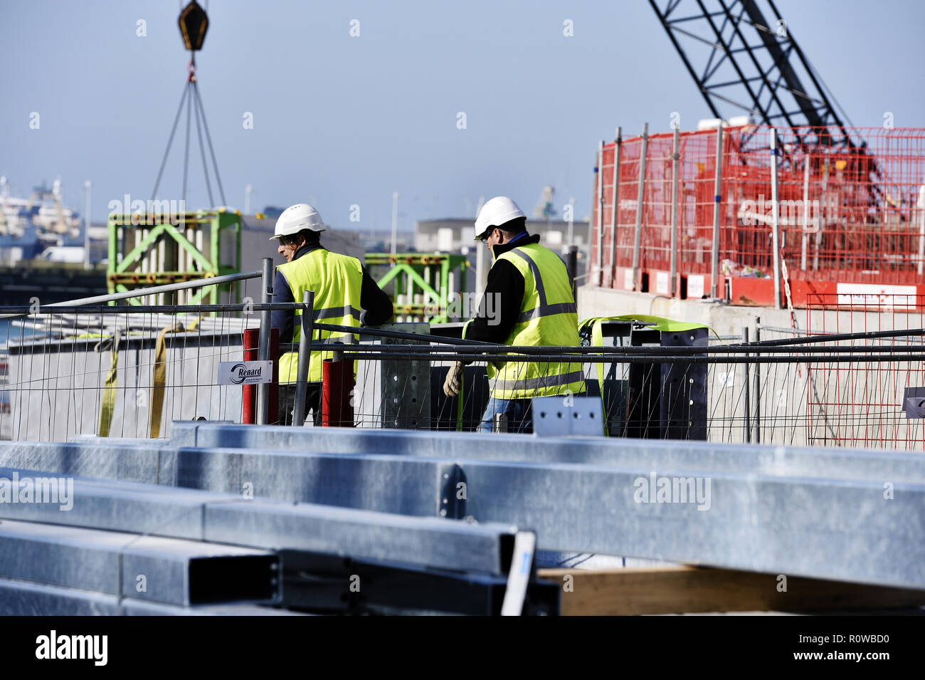 Worksite housing hi-res stock photography and images - Alamy