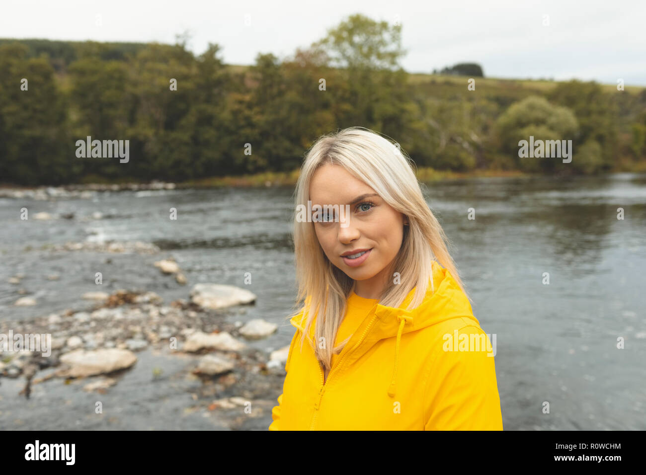 Beautiful girl looking camera hi-res stock photography and images - Alamy
