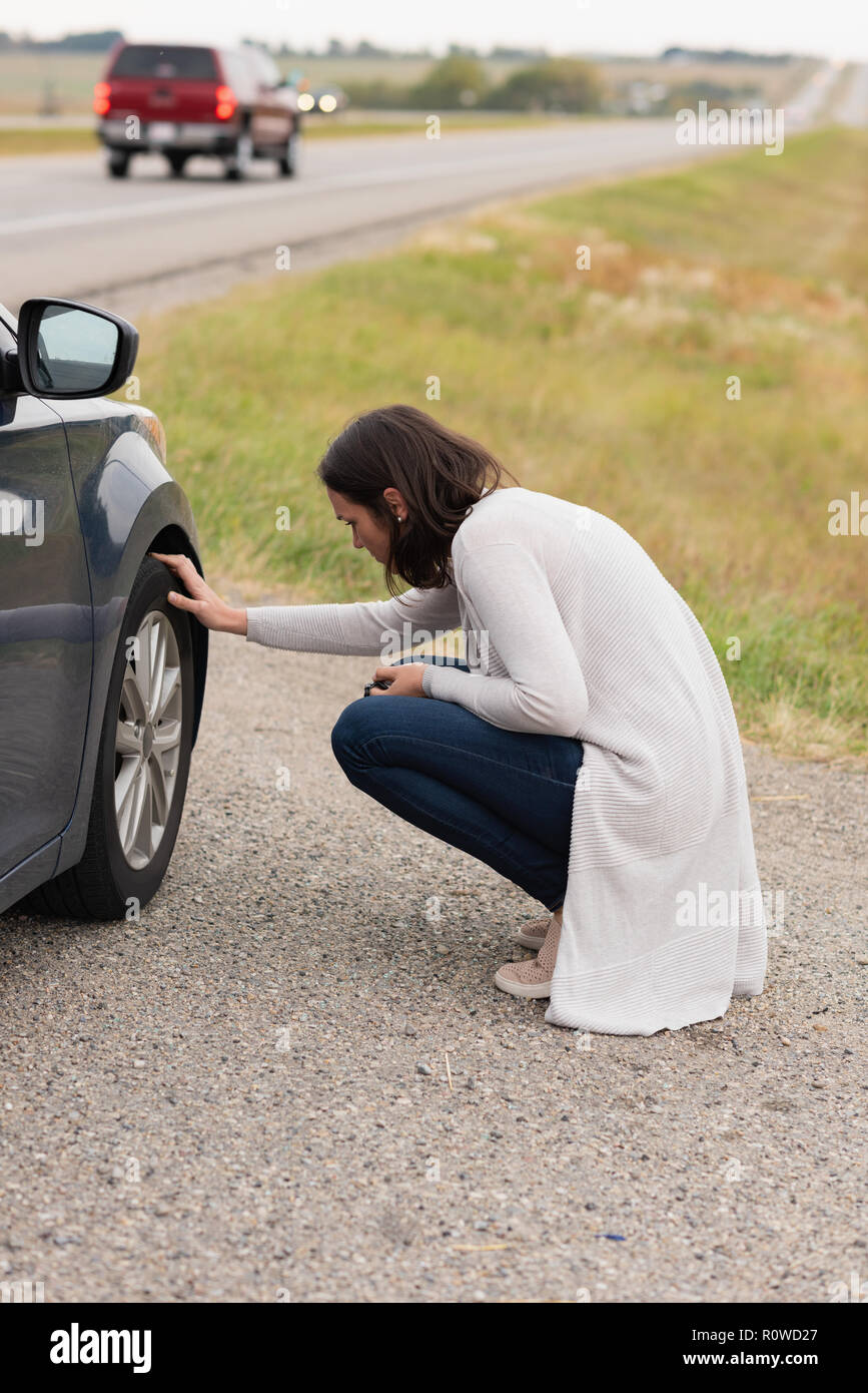 Checking car hi-res stock photography and images - Alamy