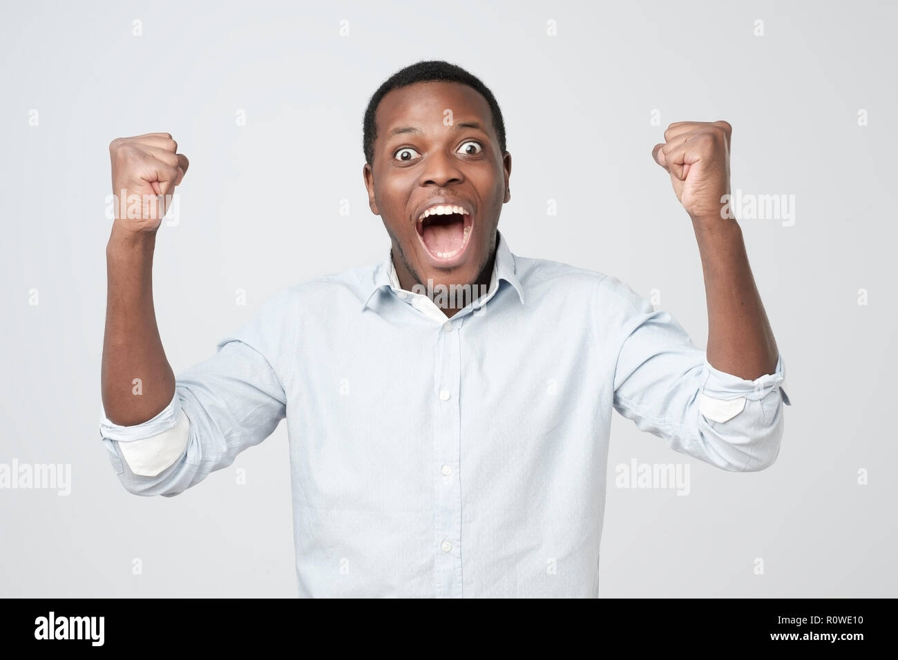 Surprised black man hi-res stock photography and images - Alamy