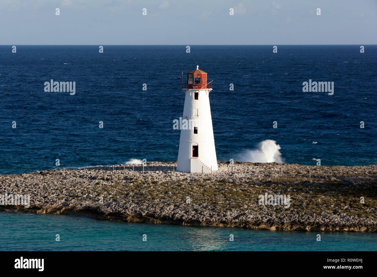 The lighthouse at the tip of Paradise Island, popular vacation ...