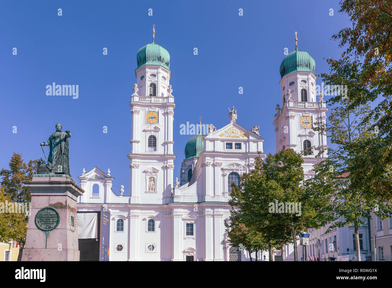 Cathedral of Passau with the monument of king Maximilian from 1824 ...