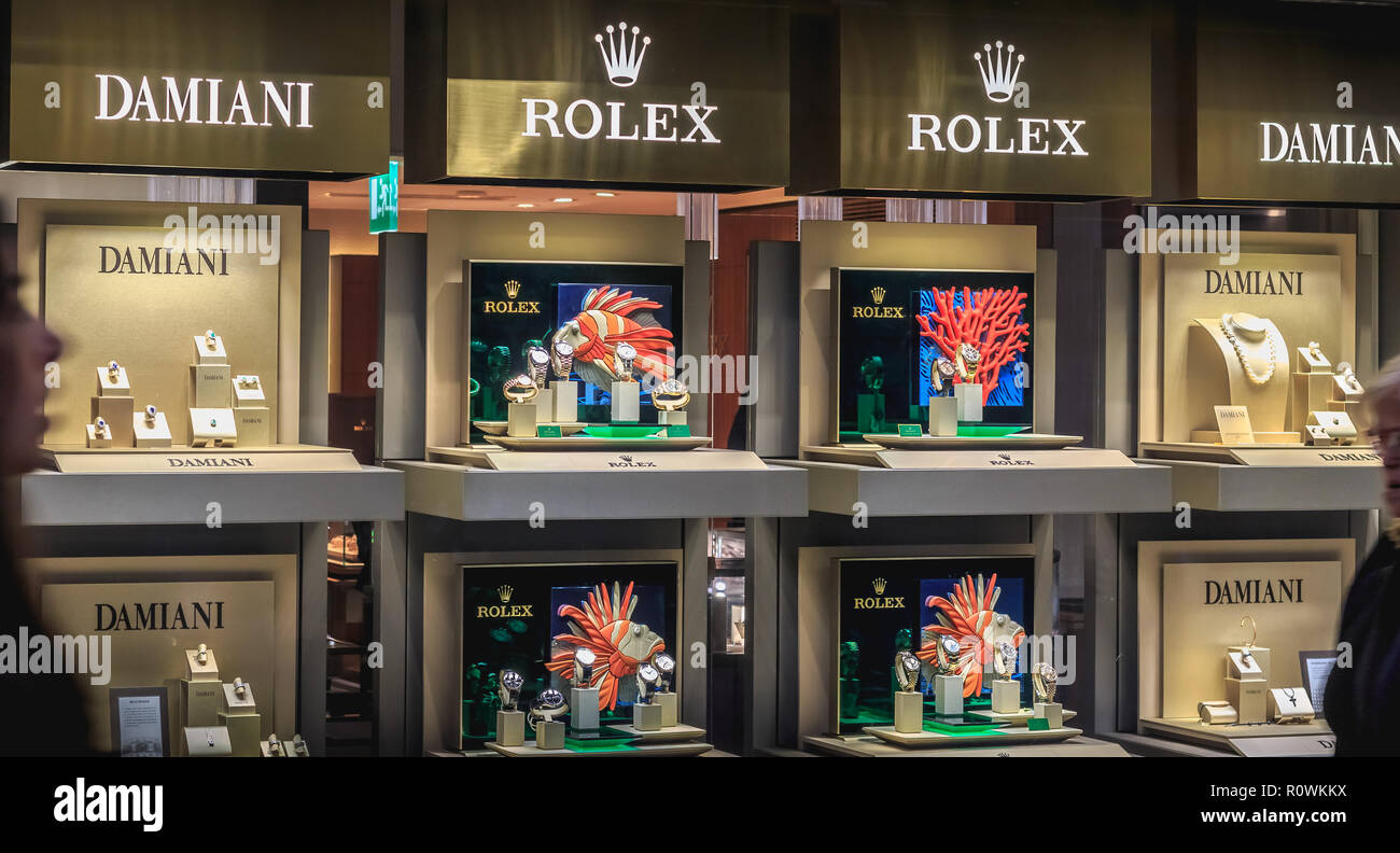 Milan, Italy - November 3, 2017: Merchant passers in front of the ...