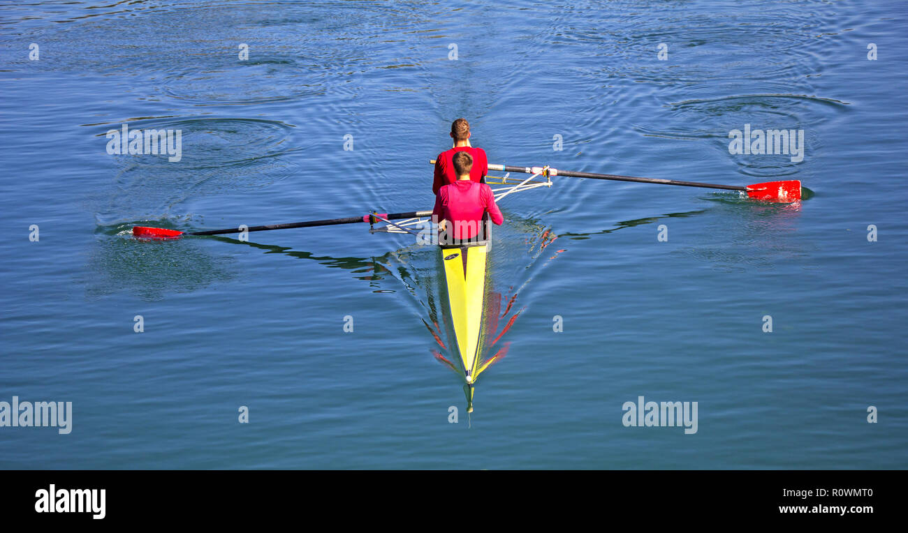 Two man rowing team race hi-res stock photography and images - Alamy