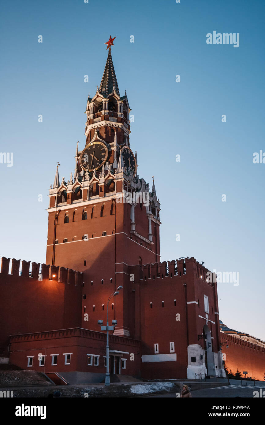 MOSCOW, RUSSIA - JANUARY, 4, 2008: Main tower of the Moscow Kremlin ...