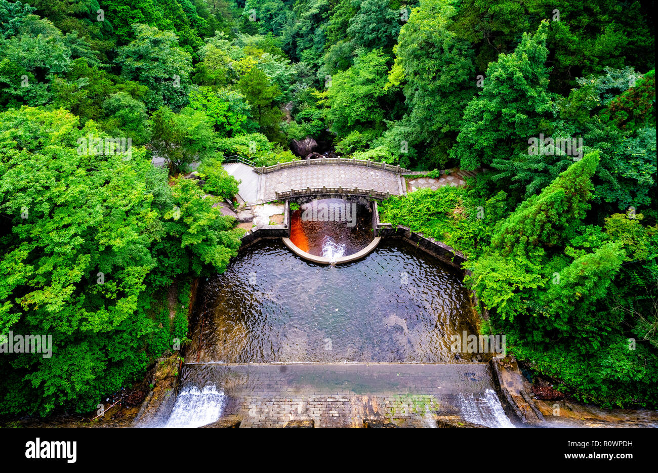 Bridge over Dam Stock Photo - Alamy