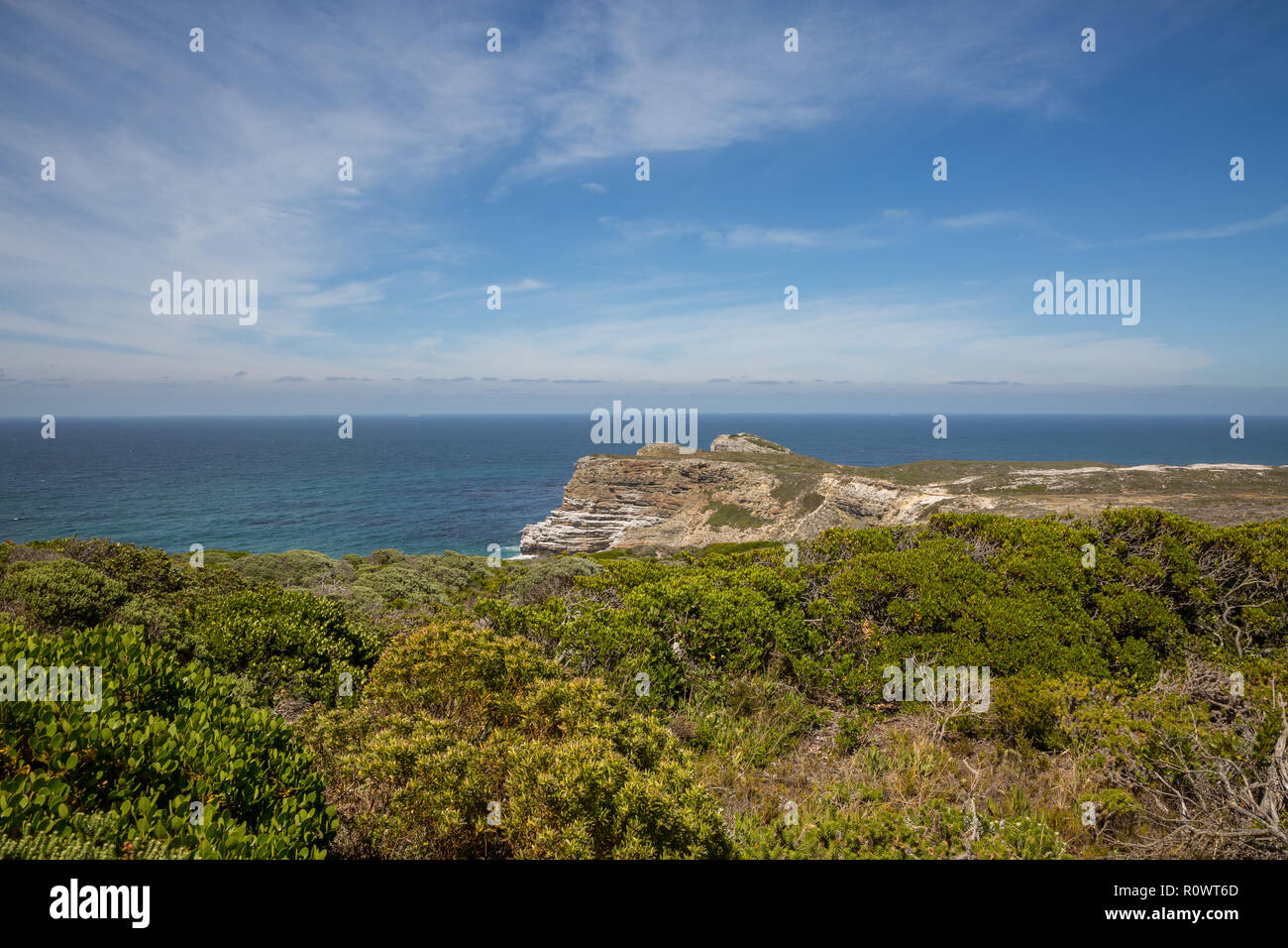 Greenery and ocean hi-res stock photography and images - Alamy