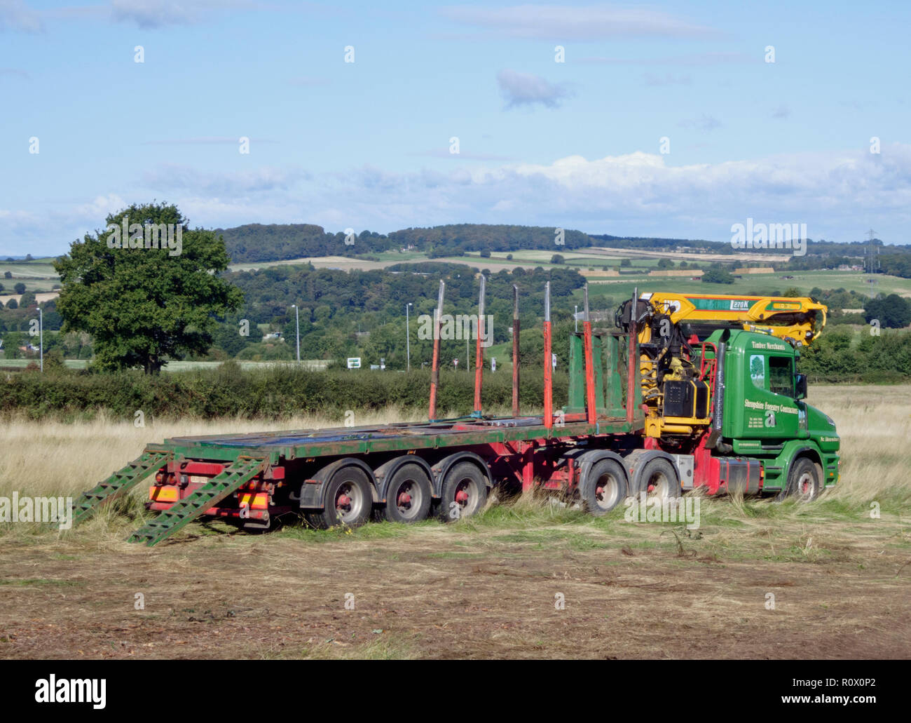 Timber lorrys hi-res stock photography and images - Alamy