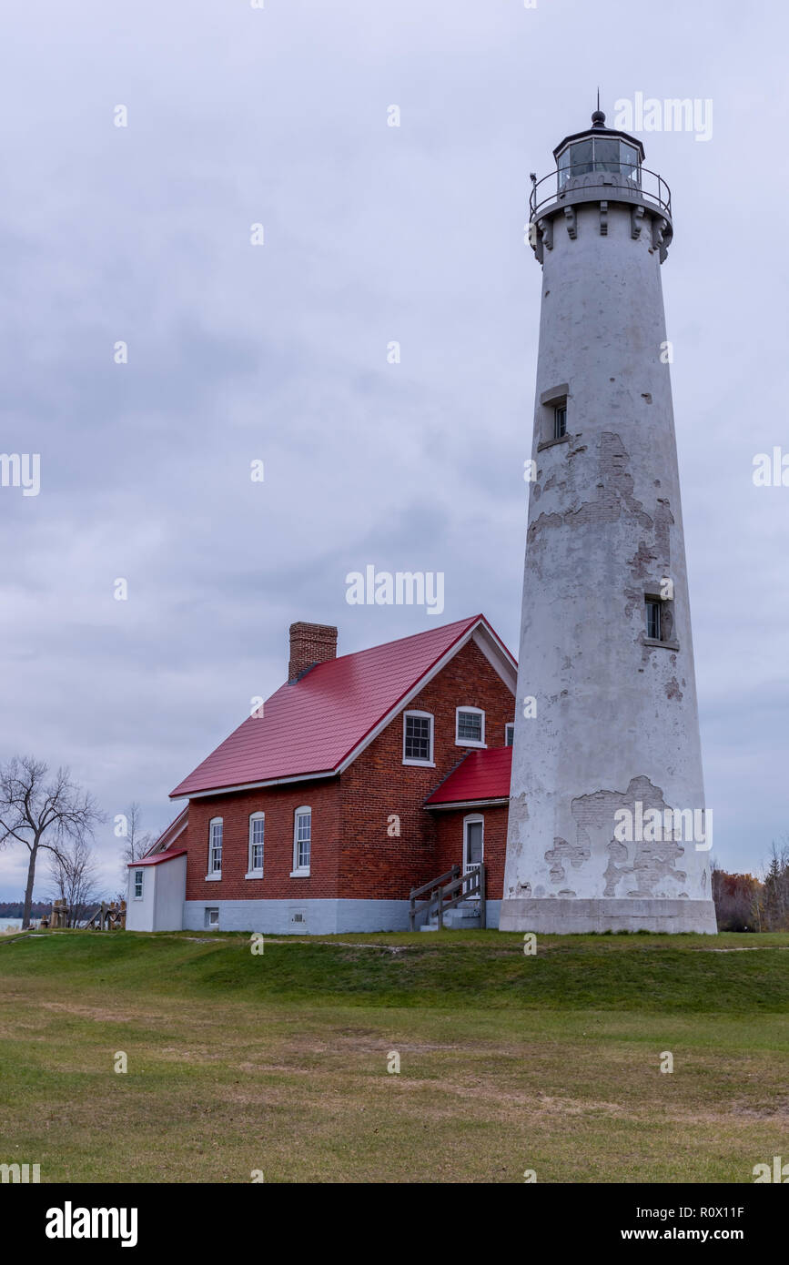 Lake huron lighthouse hi-res stock photography and images - Alamy