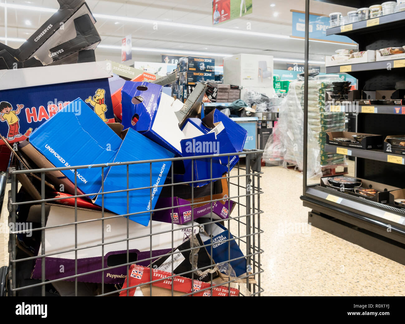 Packaging/empty cardboard boxesin Aldi supermarket. UK Stock Photo - Alamy