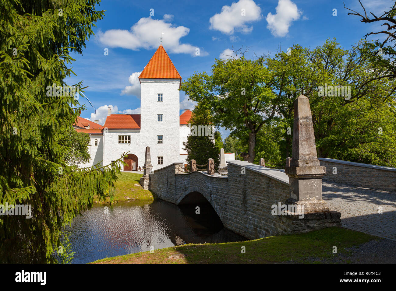 Koluvere castle hi-res stock photography and images - Alamy