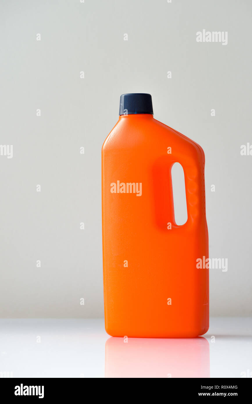 Orange chemicals hi-res stock photography and images - Alamy