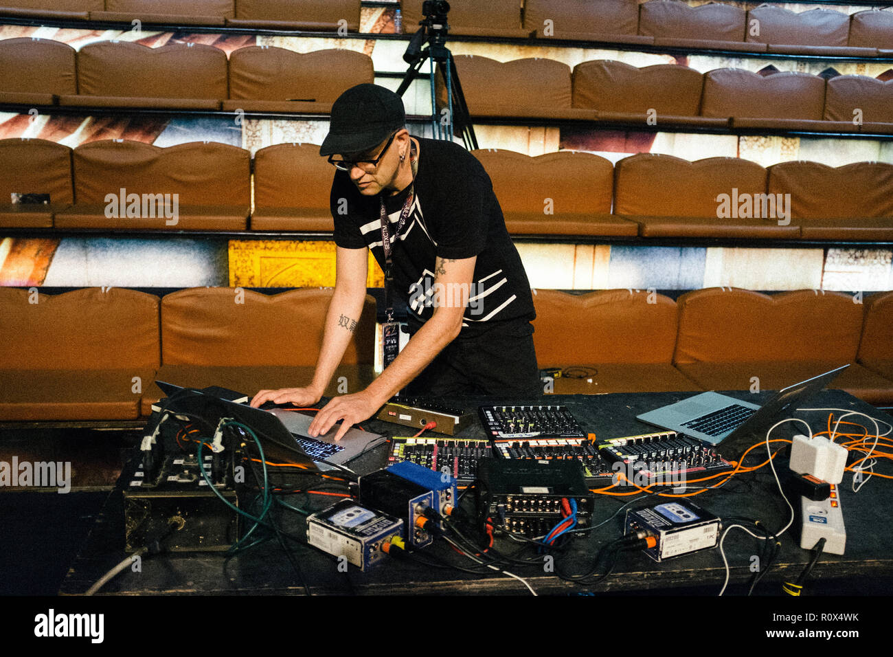 Robert b henke hi-res stock photography and images - Alamy