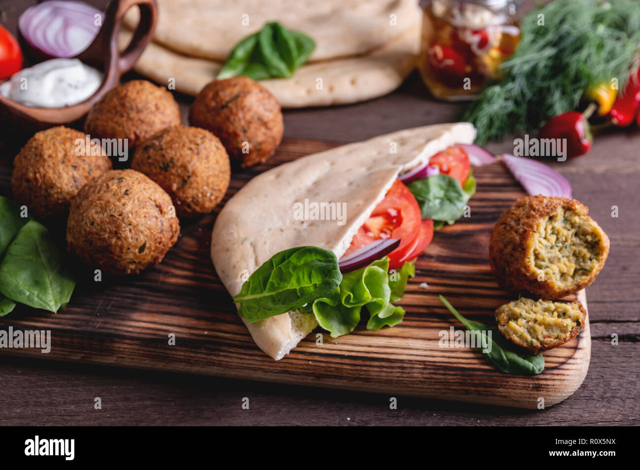 Falafel wrap hi-res stock photography and images - Alamy