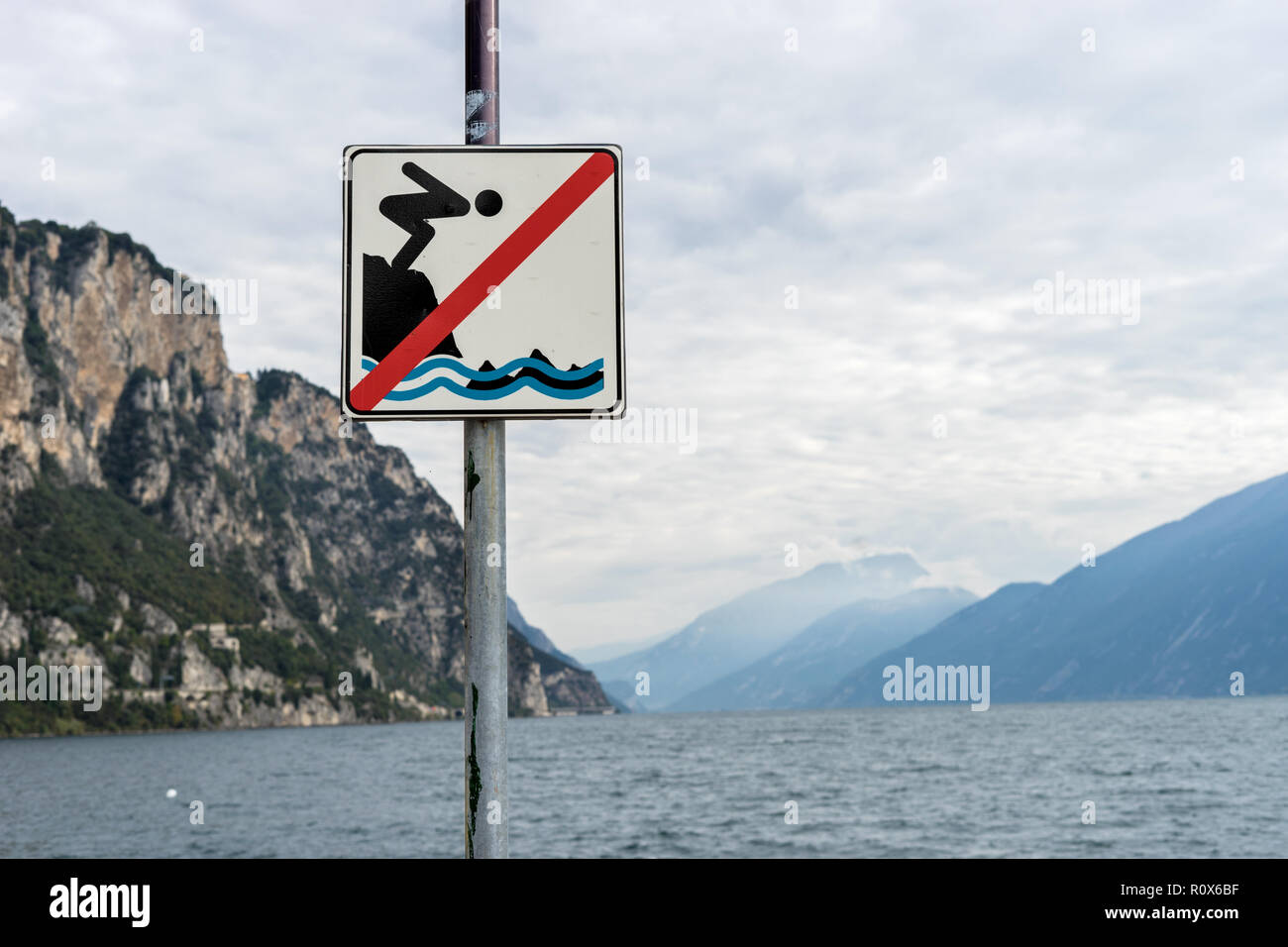 Dangerous water warning sign hi-res stock photography and images - Alamy