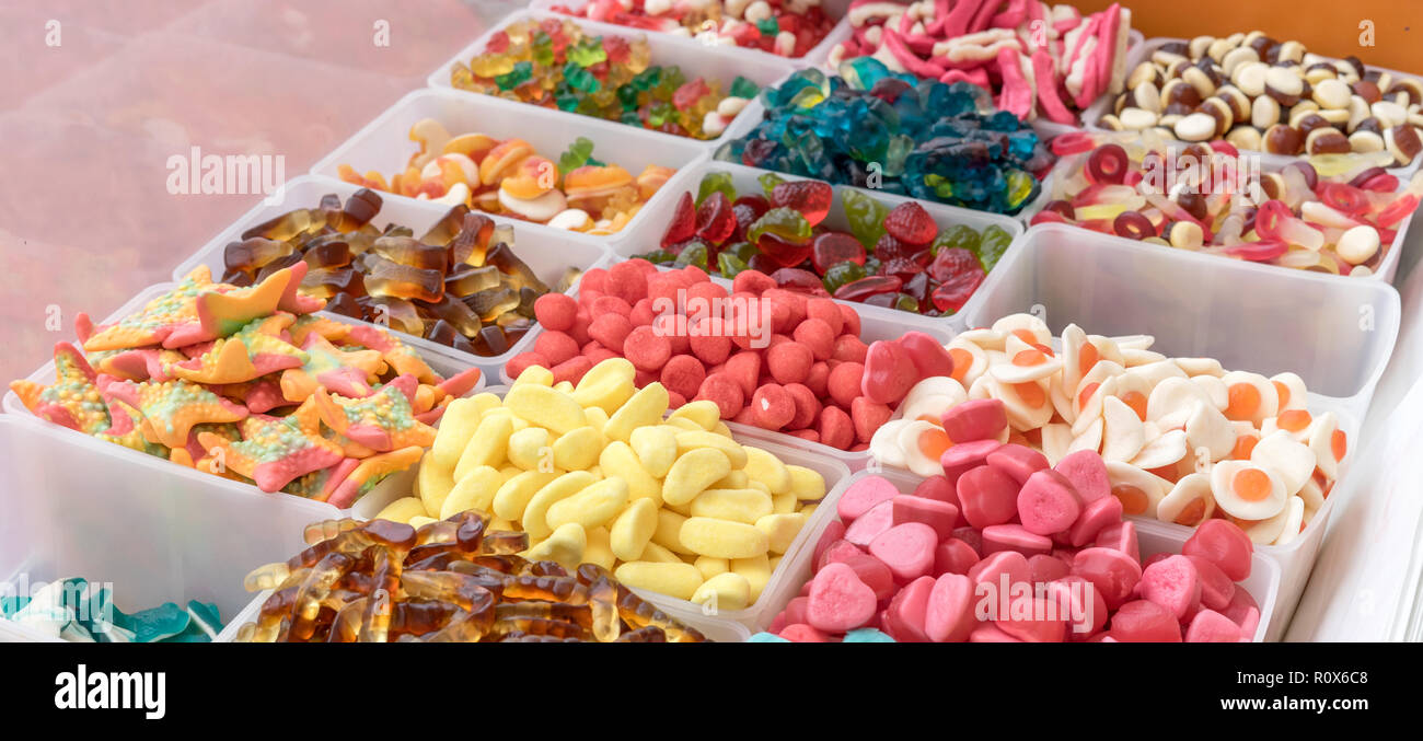 Yelly candy hi-res stock photography and images - Alamy